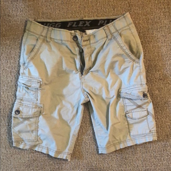 Plugg | Shorts | Plugg Tan Cargo Shorts Relaxed Fit | Poshmark